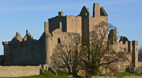 Five Minutes at Craigmillar Castle