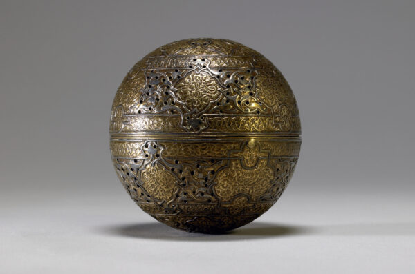 Warming the Soul: The Forgotten Role of Handwarmers in Medieval Worship ...