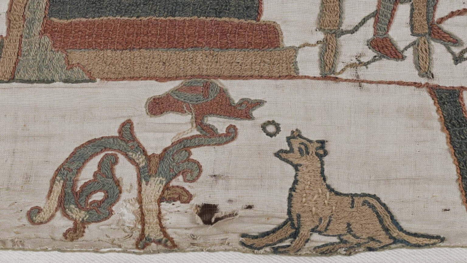 Bayeux_Tapestry_Hidden_Scene - Medievalists.net