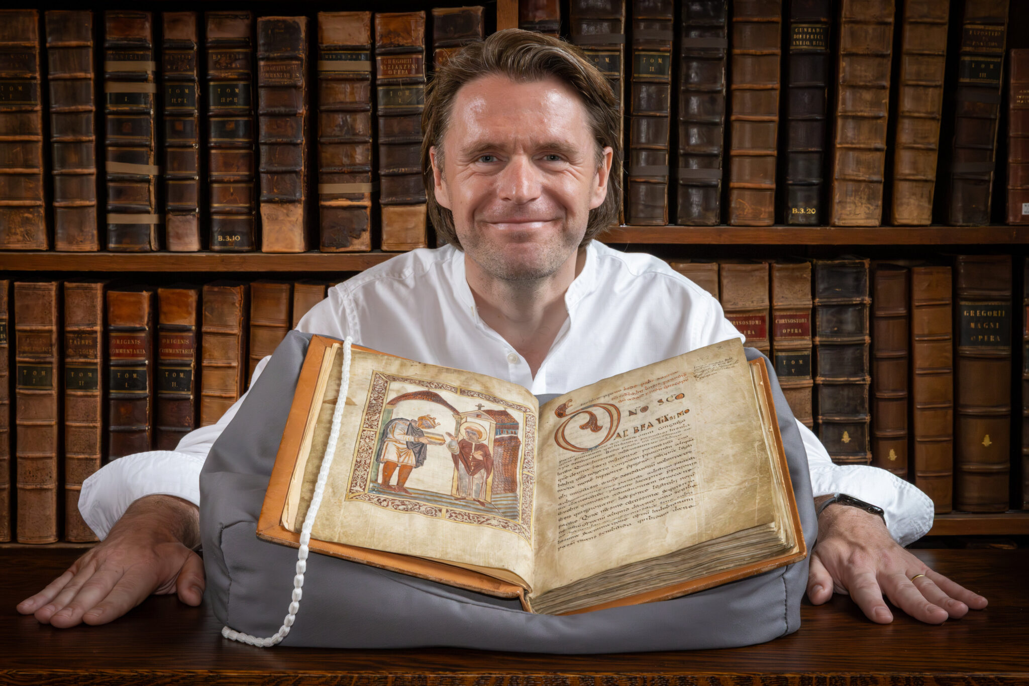 New Biography Revives the Reputation of Æthelstan, the First King of ...