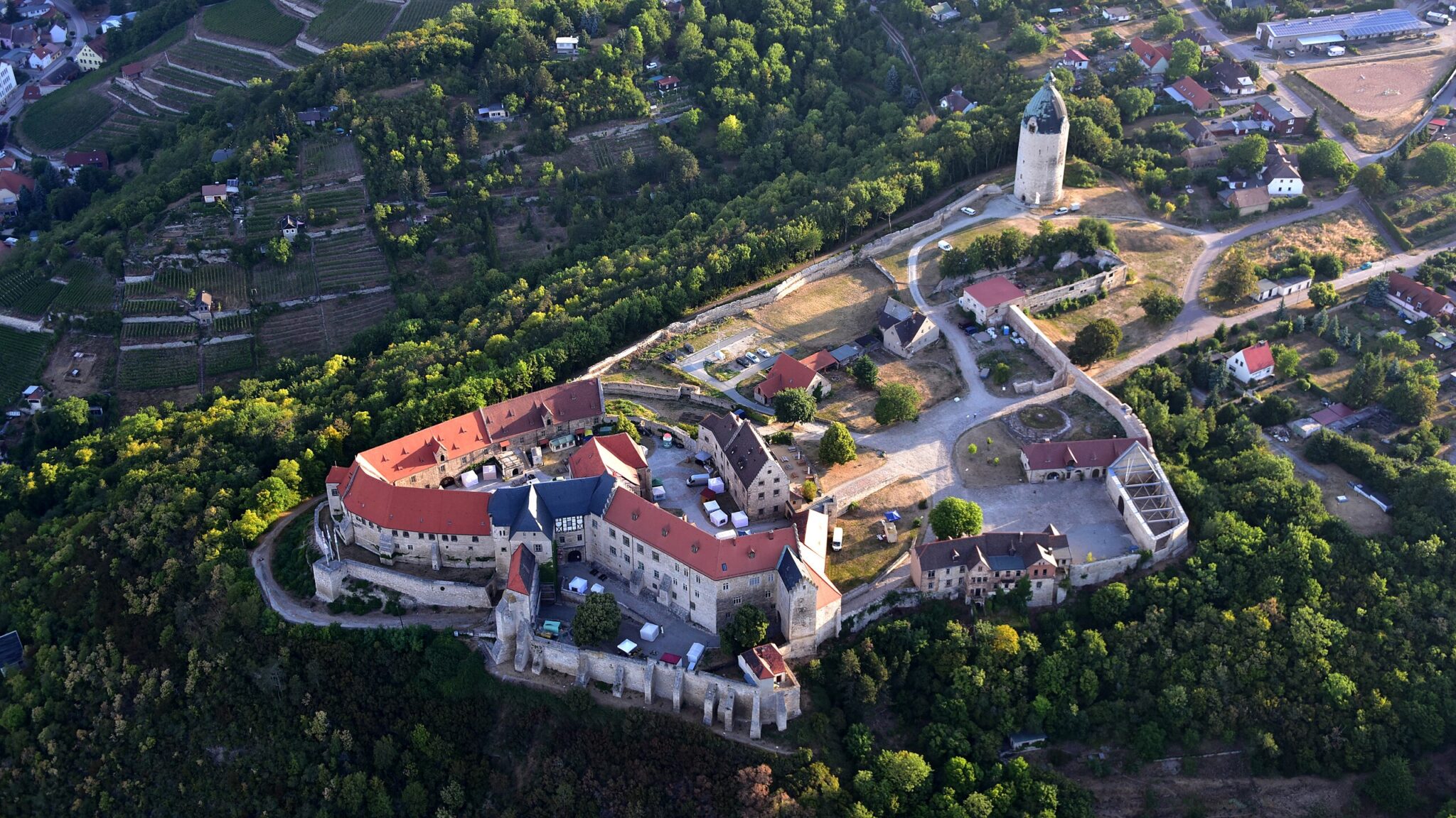Excavations at Neuenburg Castle Reveal Lost Medieval Buildings ...