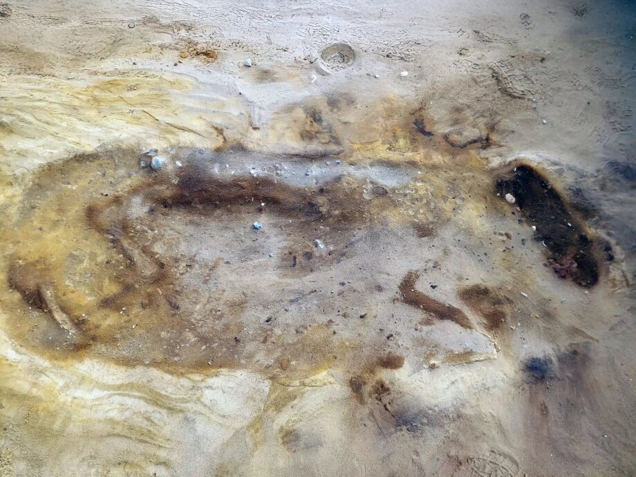 ‘Princely’ Early Medieval Burial Discovered in England - Medievalists.net